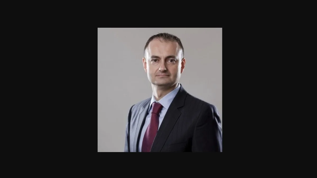 Bank of America's global head of G10 FX strategy is leaving for the ...